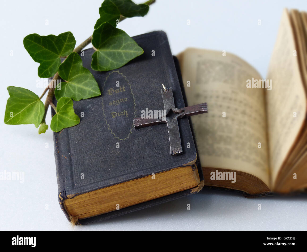 Sacred hymn hi-res stock photography and images - Alamy