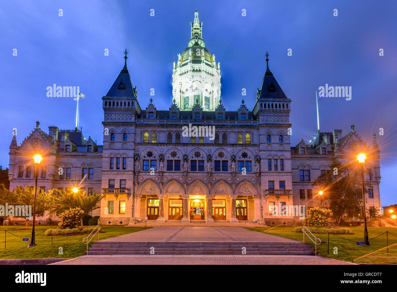 Connecticut State Capitol in Hartford on a summer evening. The building ...