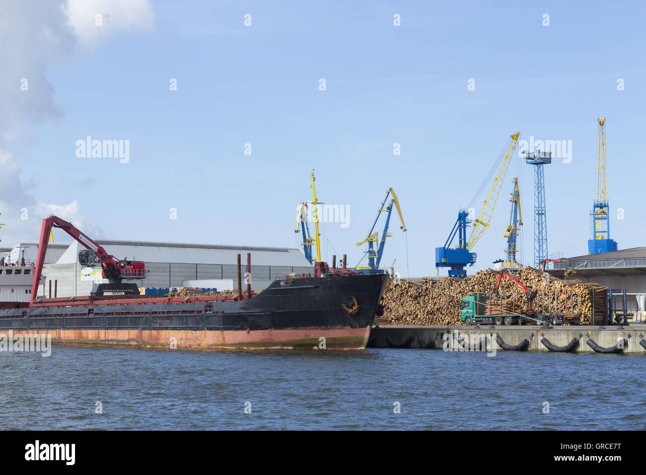 Timber for ship building hi-res stock photography and images - Alamy