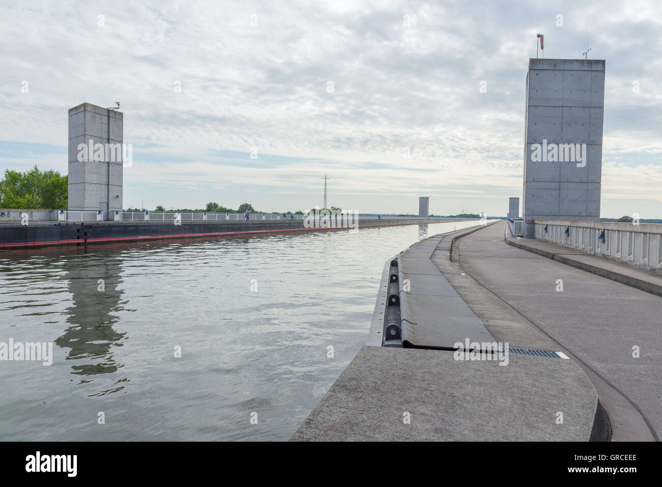 Bridge Of The Elbe-Havel Canal Across The Elbe Near Magdeburg Stock ...