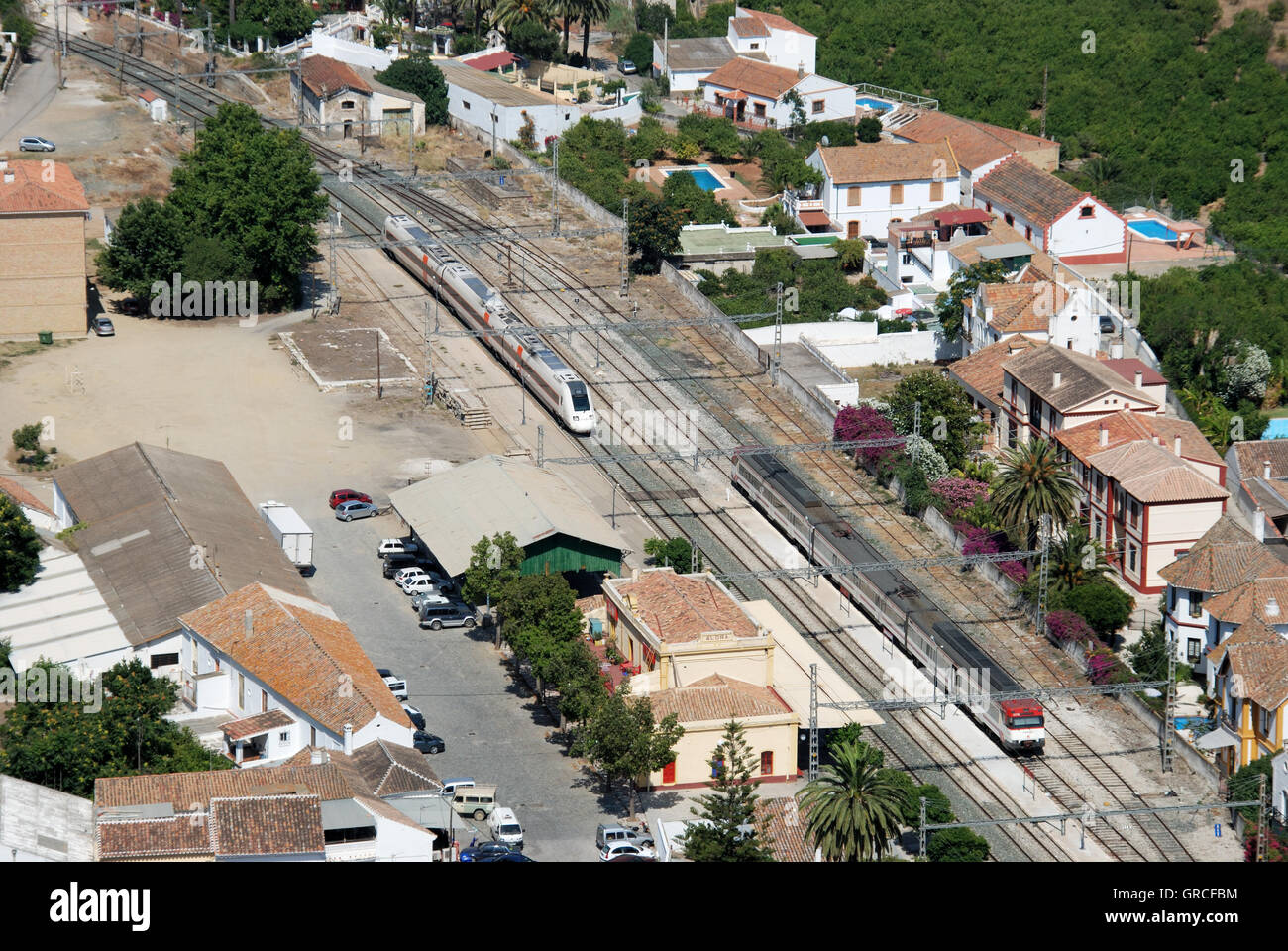 Elevated railway system hi-res stock photography and images - Alamy