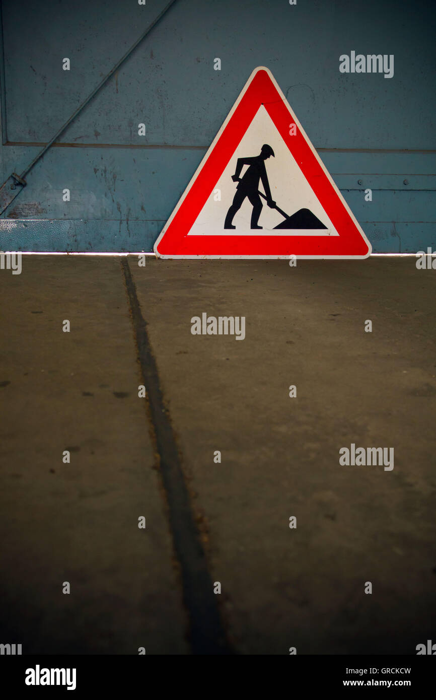 Construction, Traffic Signs Stock Photo - Alamy