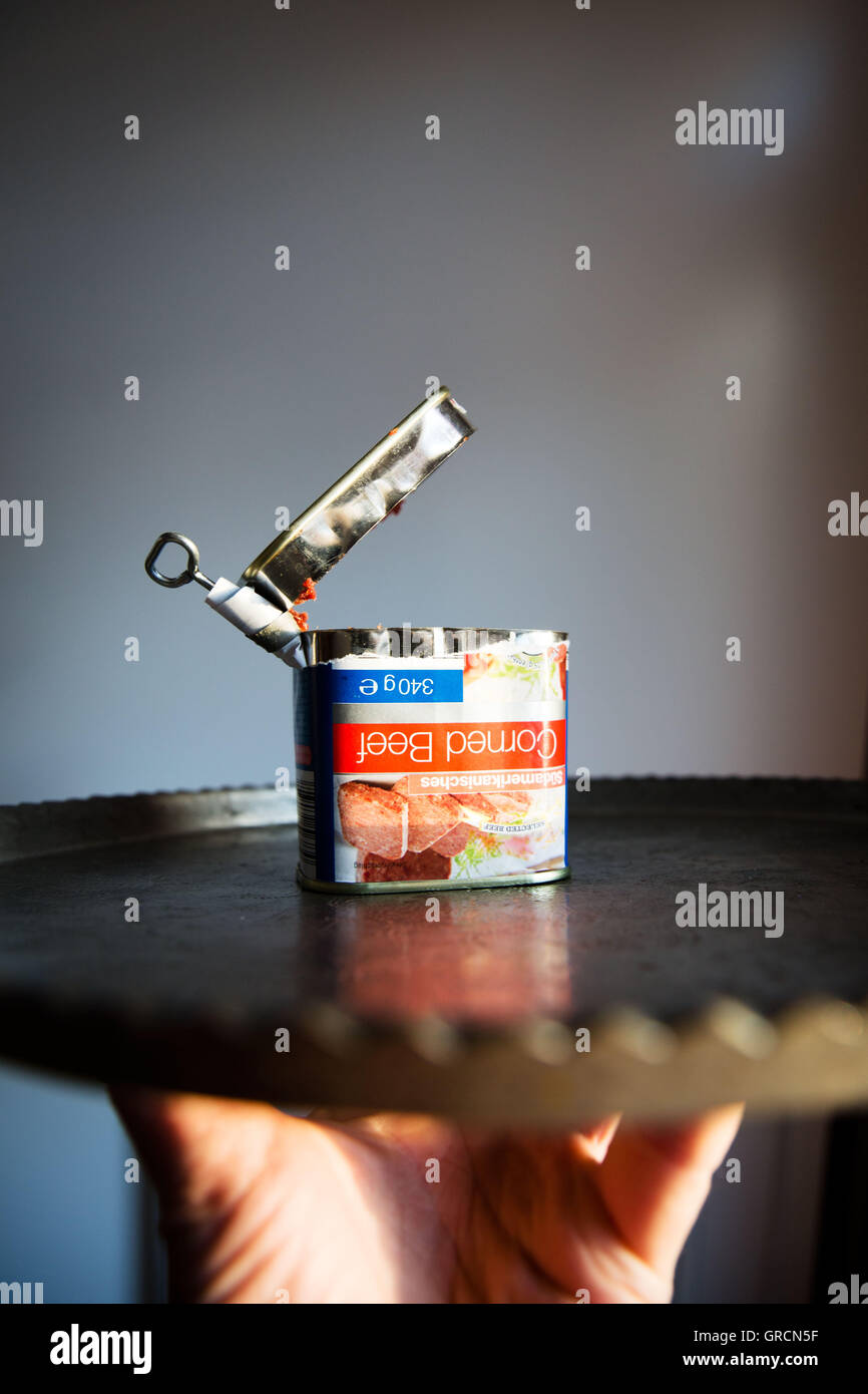 Open items hi-res stock photography and images - Alamy