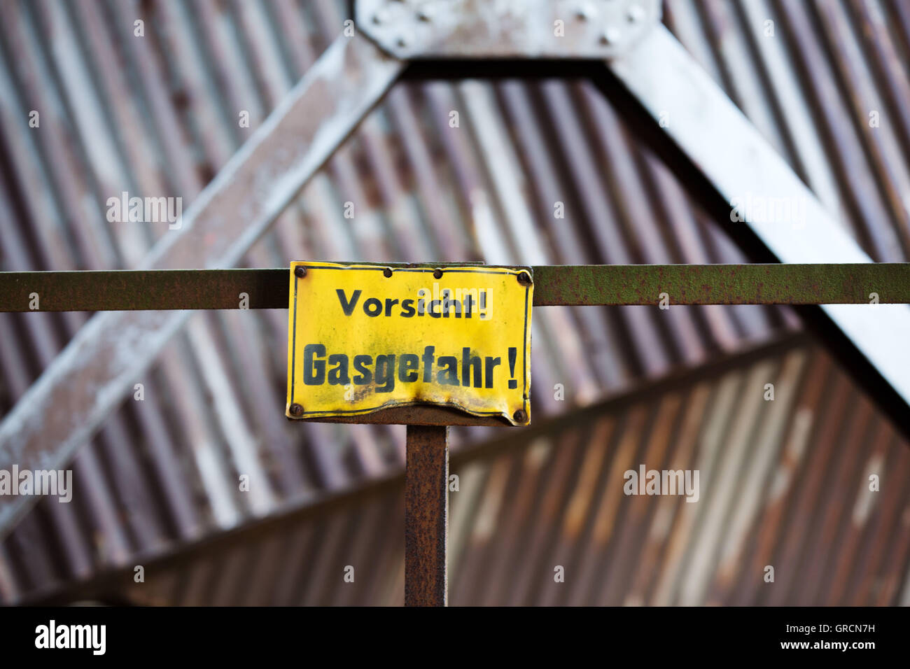 Dangerous goods sign hi-res stock photography and images - Alamy