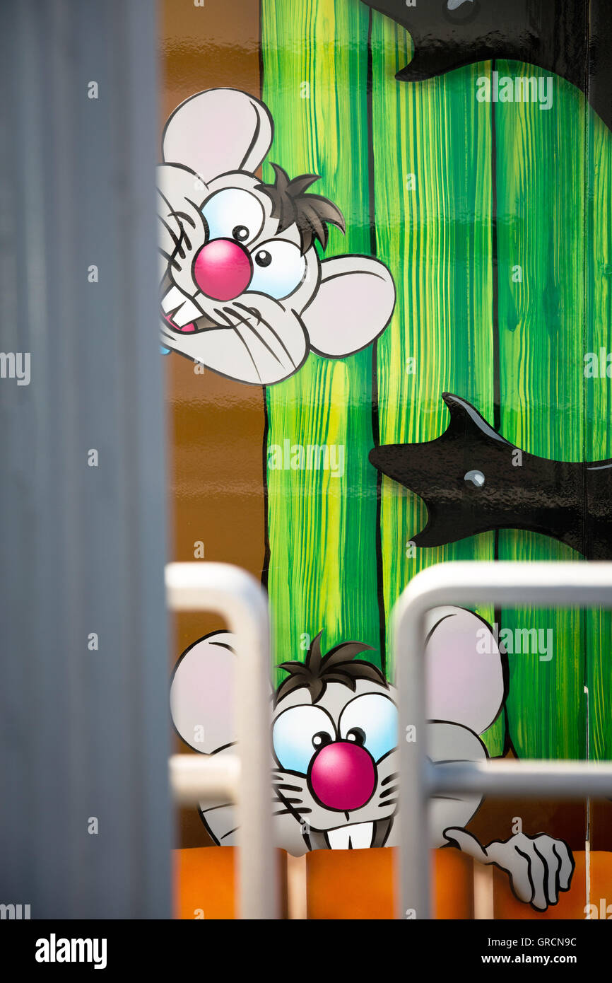 2 Funny Mice Stock Photo - Alamy