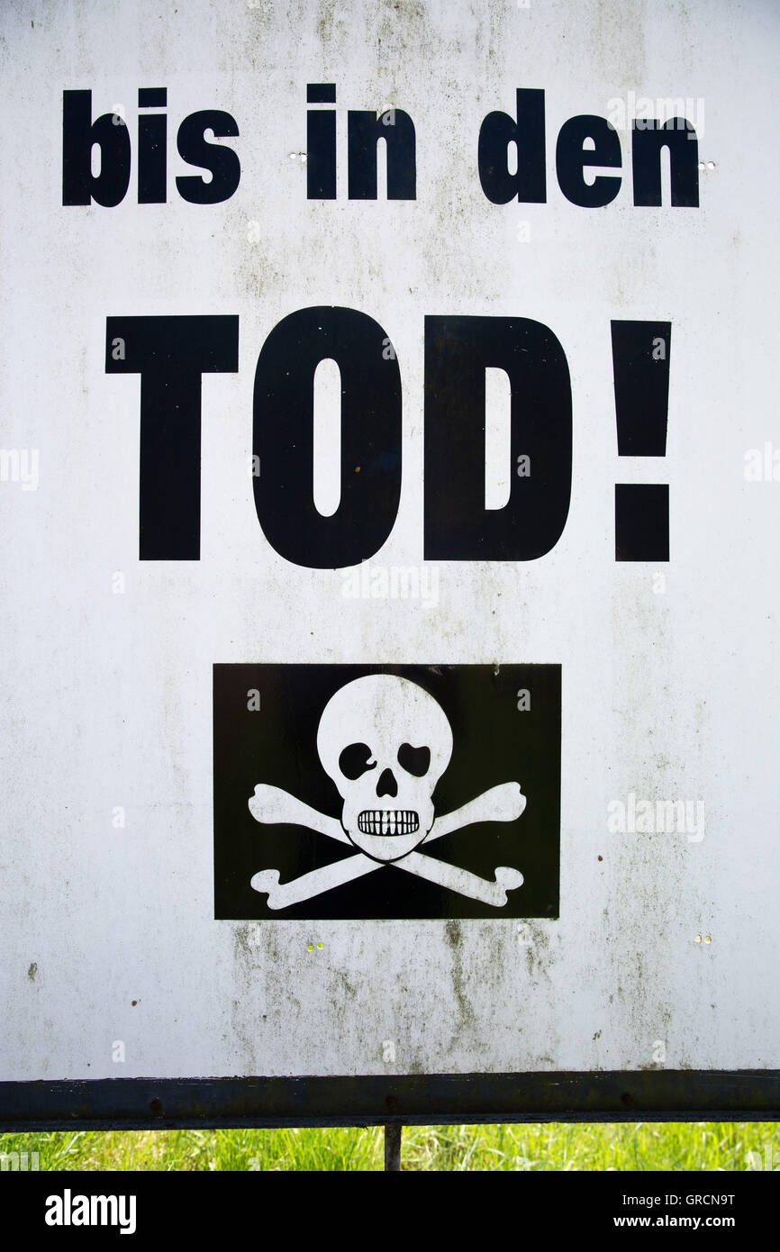 Generational loyalty hi-res stock photography and images - Alamy