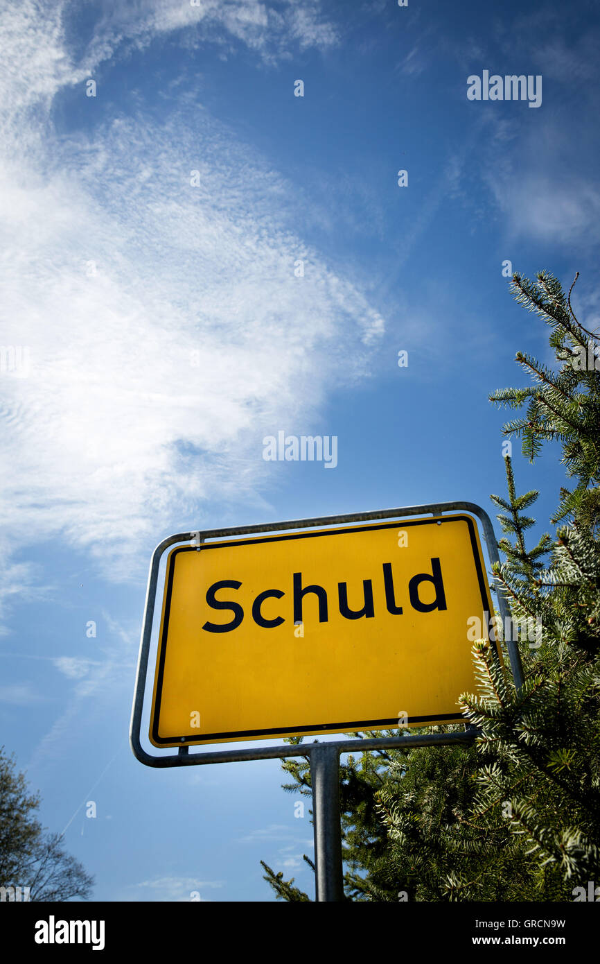 Guilt hi-res stock photography and images - Alamy