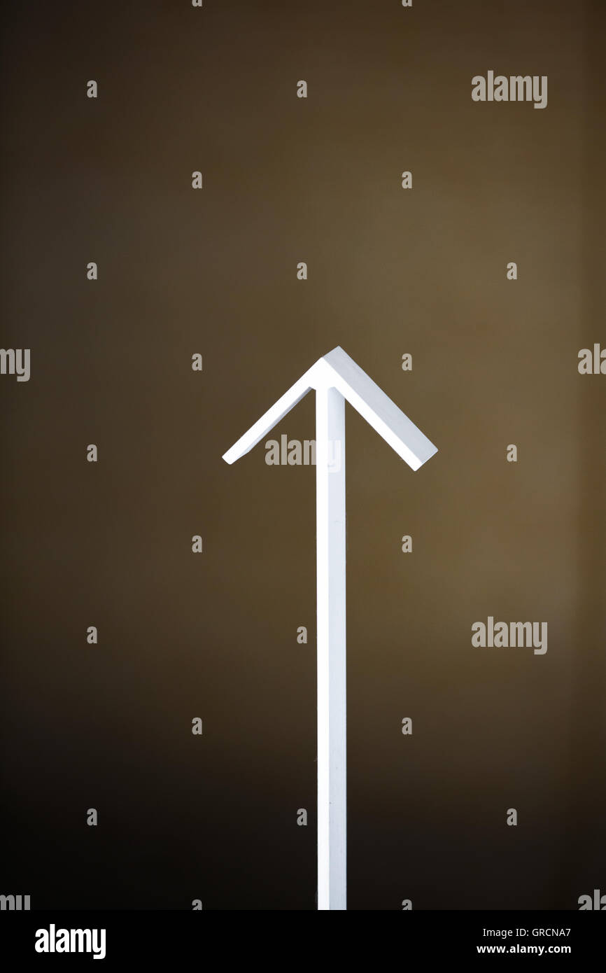 Practice arrow hi-res stock photography and images - Alamy