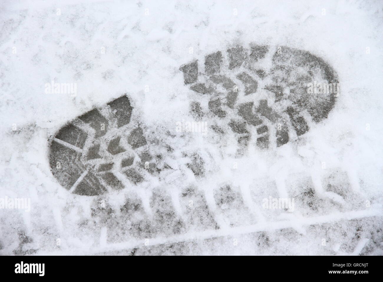 Track In Snow Stock Photo - Alamy
