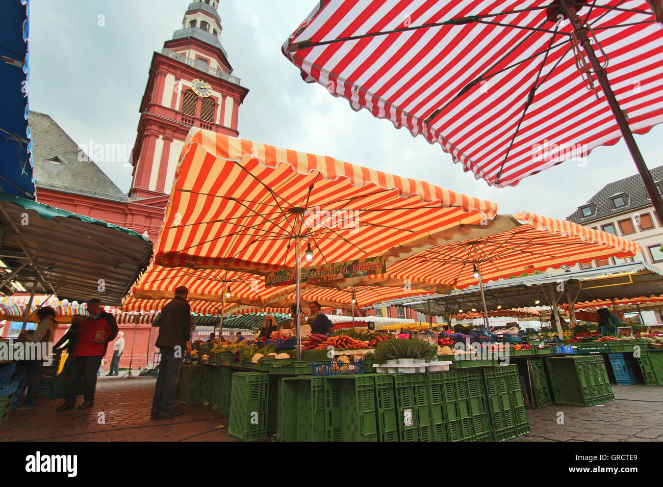 Marketplace At Mannheim Stock Photo - Alamy