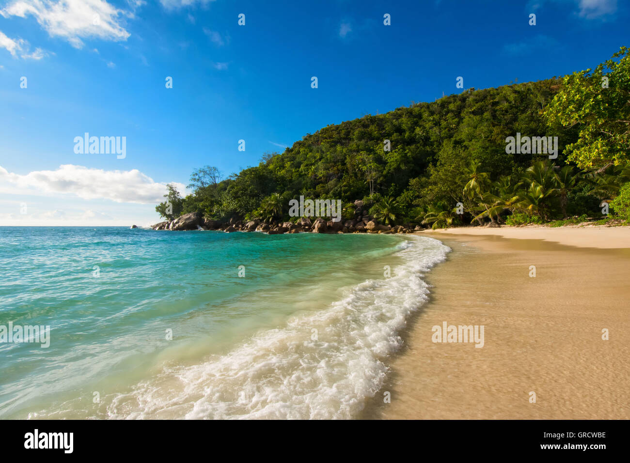 Dream Beach On The Island Of Praslin, Seychelles, Indian Ocean Stock ...