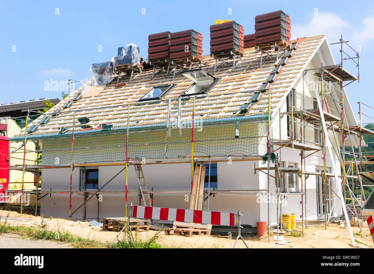 Saddle Roof Construction High Resolution Stock Photography and Images ...