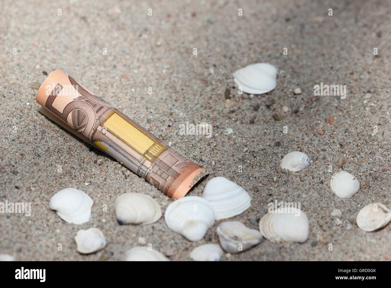 Symbol, Holiday Feeling, Vacation Money, Shells And Money On The Beach ...