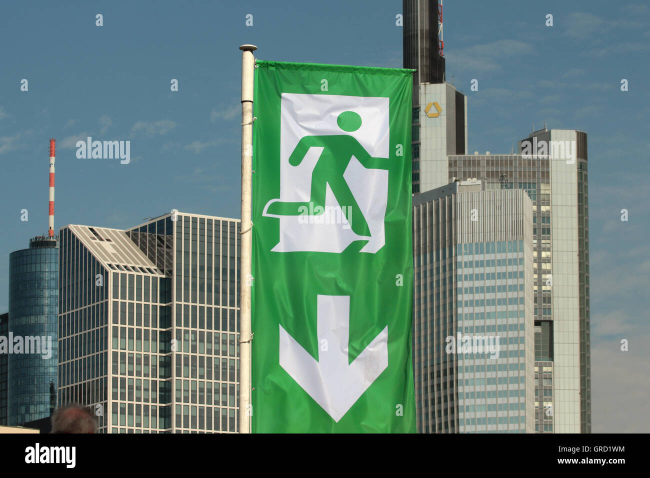 Emergency exit sign hi-res stock photography and images - Alamy