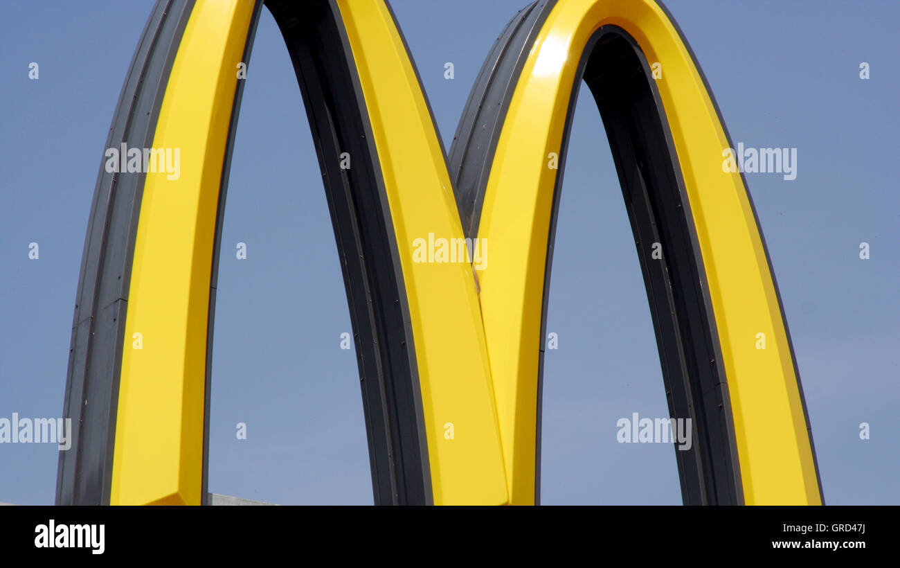 Mc Donald Logo Stock Photo - Alamy