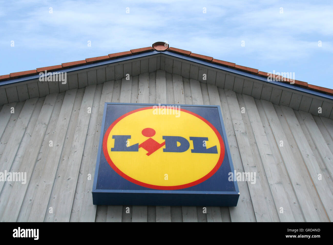 Logo Discounter Lidl Stock Photo - Alamy