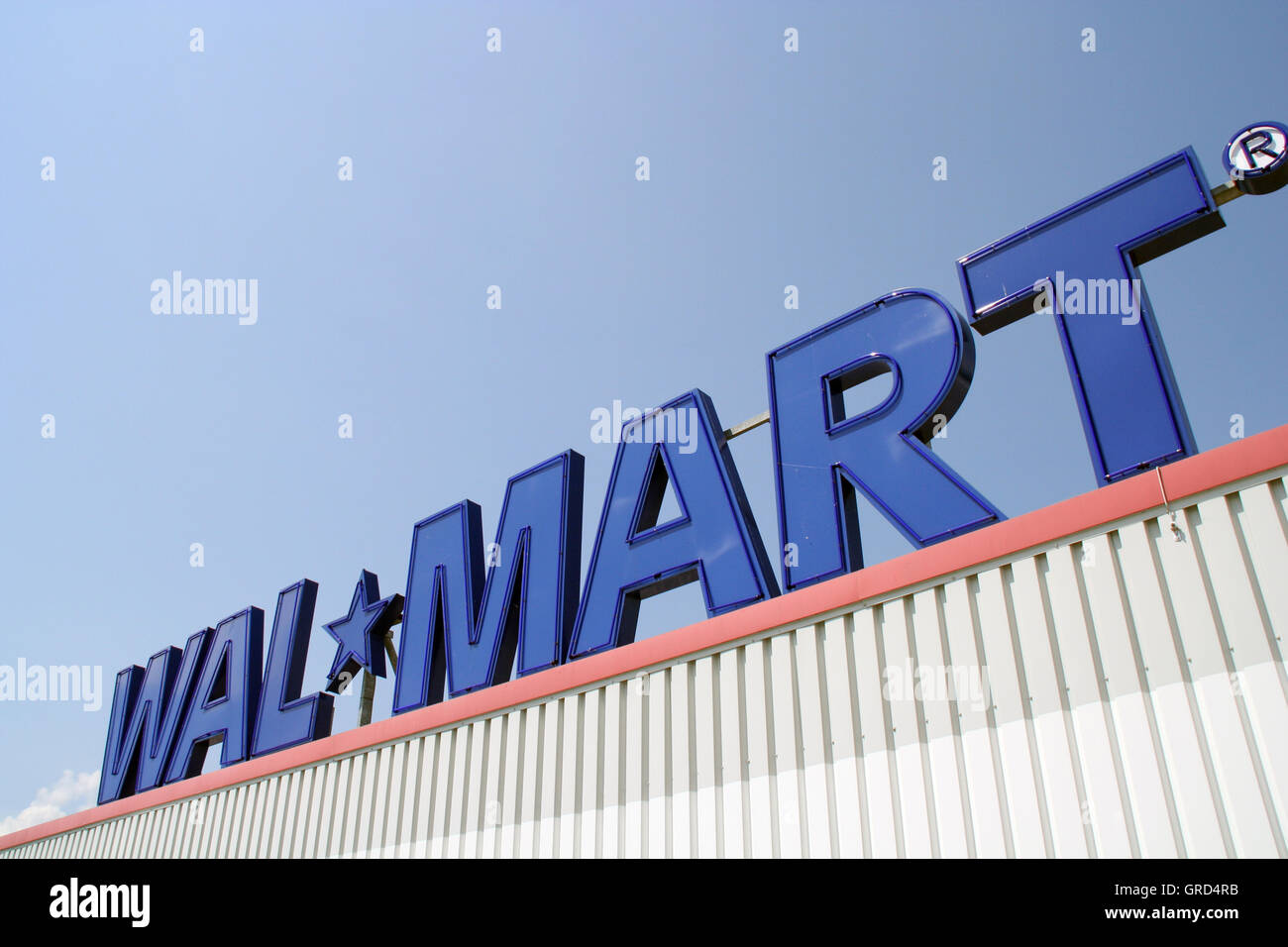 Wal logo hi-res stock photography and images - Alamy