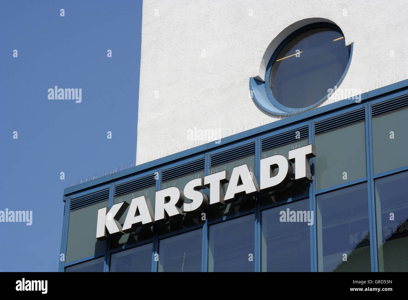 Karstadt logo hi-res stock photography and images - Alamy