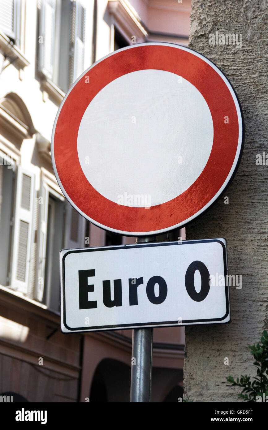 Transit signs hi-res stock photography and images - Alamy