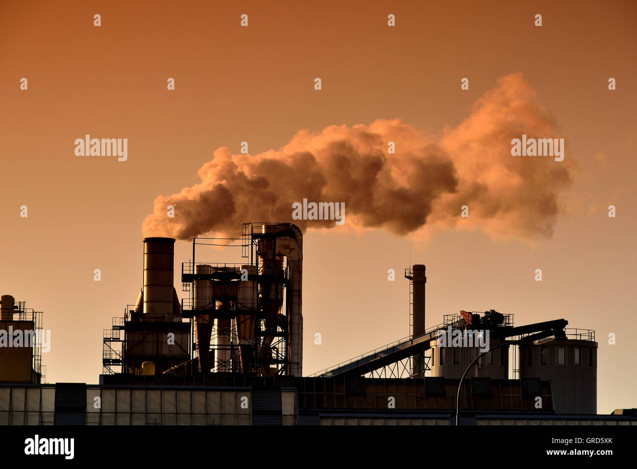 Factory With Smoking Chimney Stock Photo - Alamy