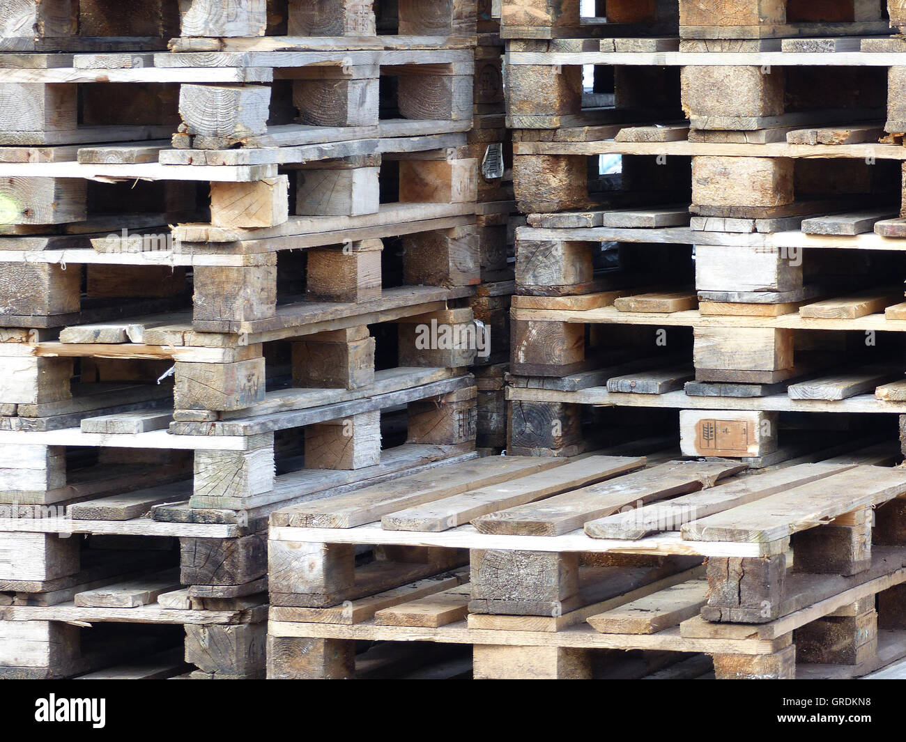 Palettes hi-res stock photography and images - Alamy