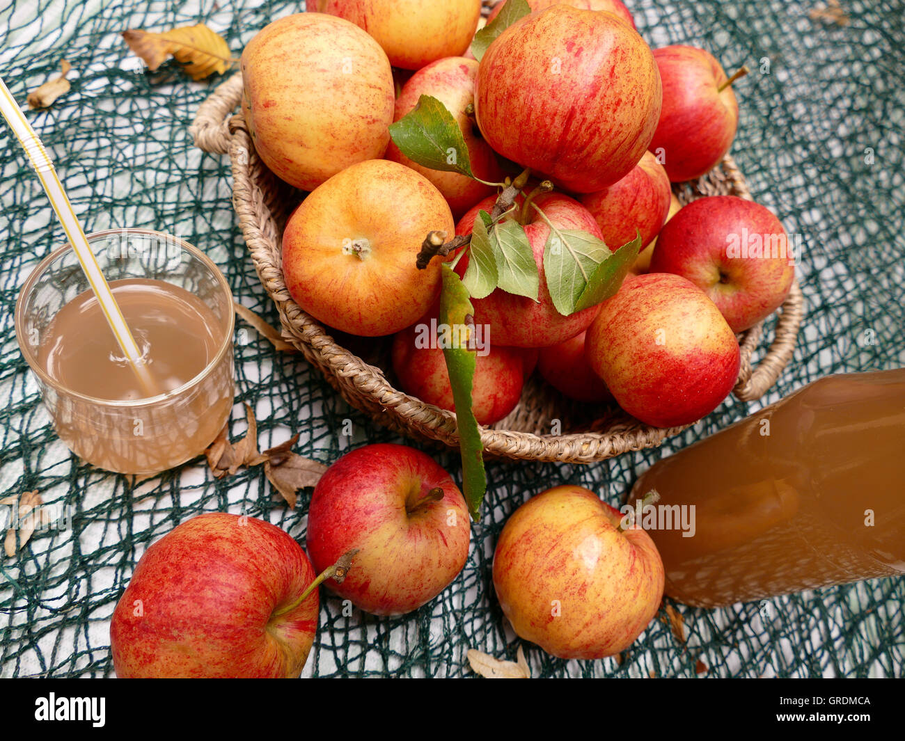 Drinking apple juice hi-res stock photography and images - Alamy
