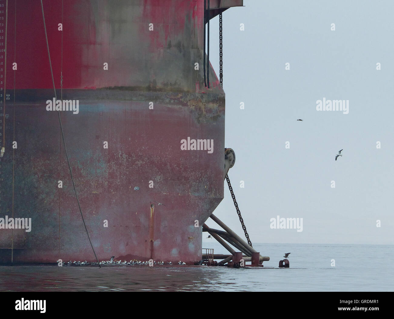Ship Anchoring Stock Photos & Ship Anchoring Stock Images - Alamy