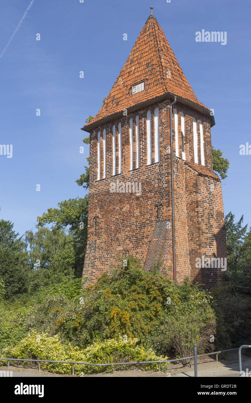 Pointed roof houses hi-res stock photography and images - Alamy