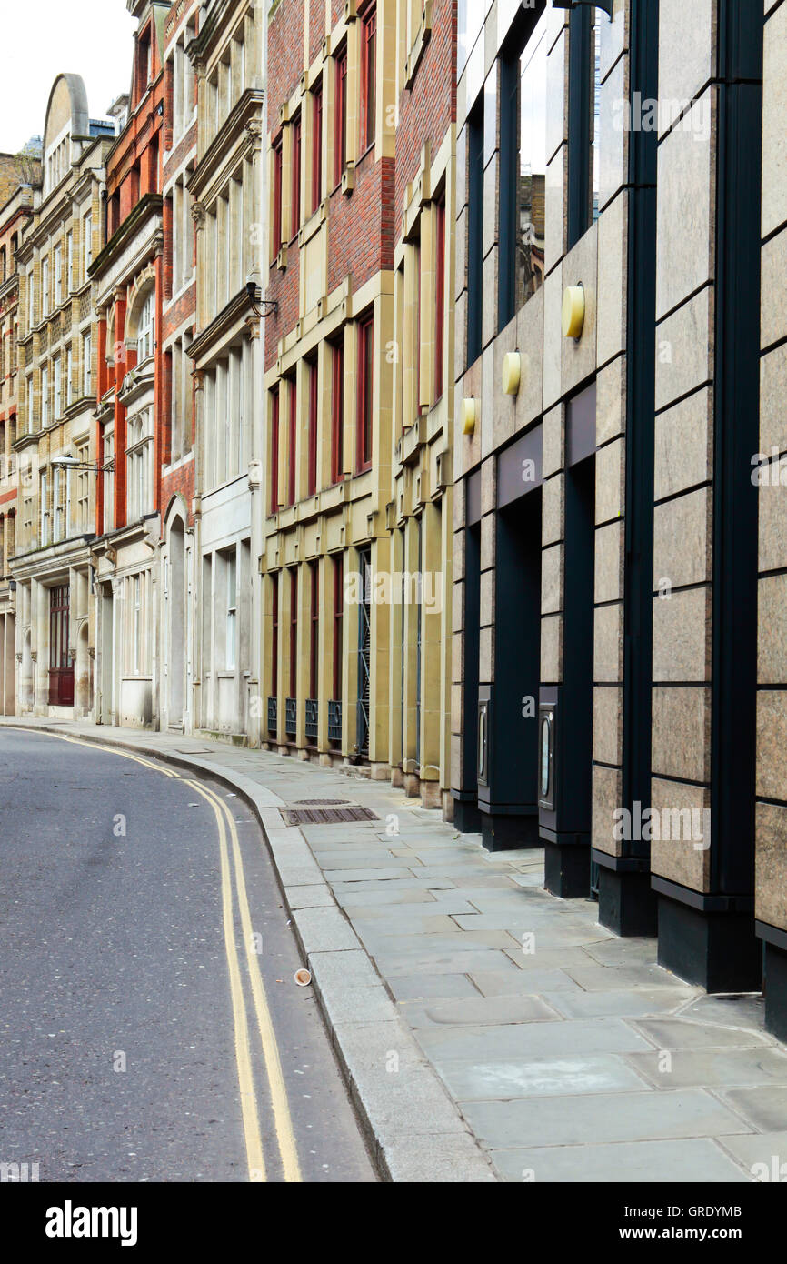 Classic english architecture hi-res stock photography and images - Alamy