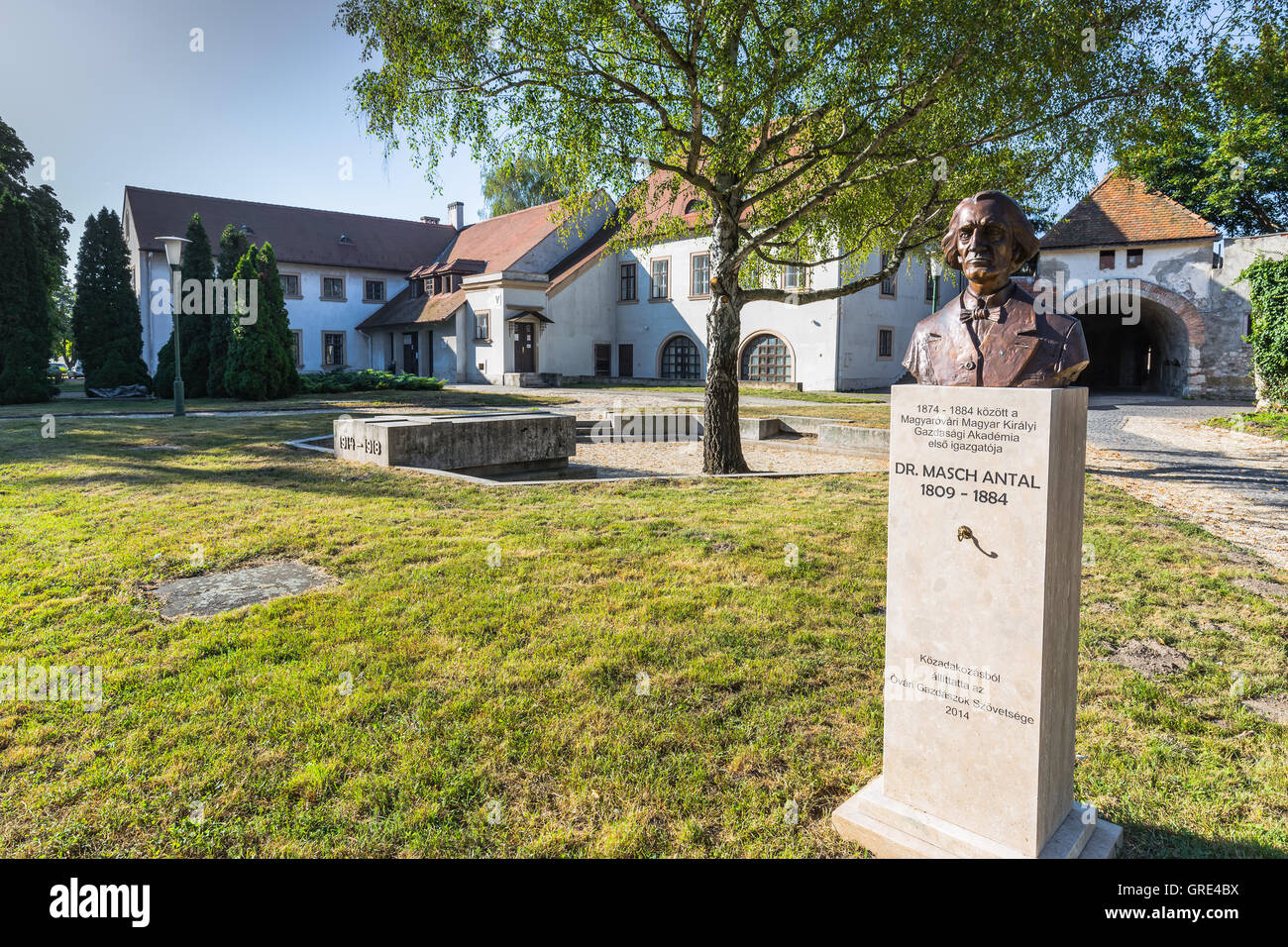 War landmarks hi-res stock photography and images - Alamy