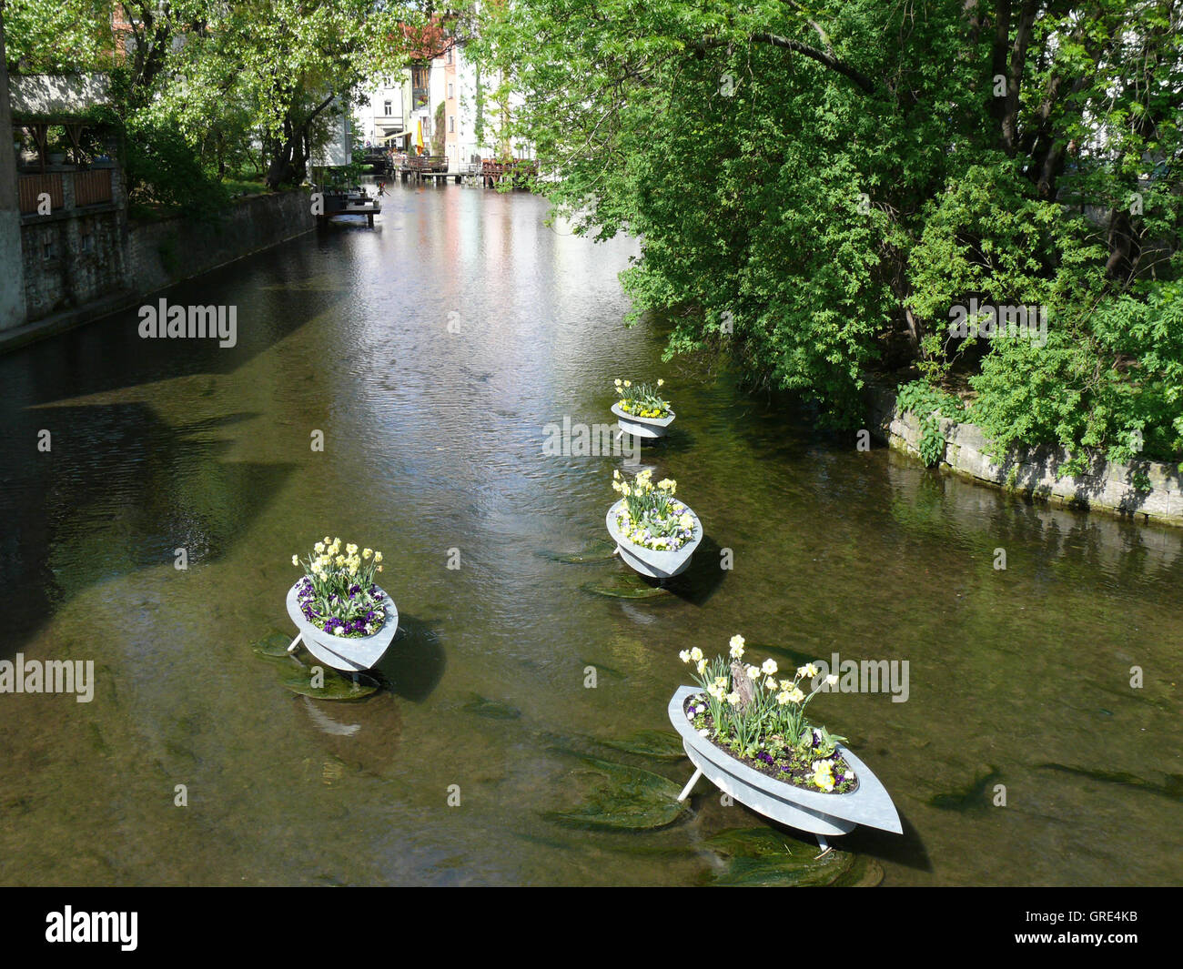 State planted flowers hi-res stock photography and images - Alamy