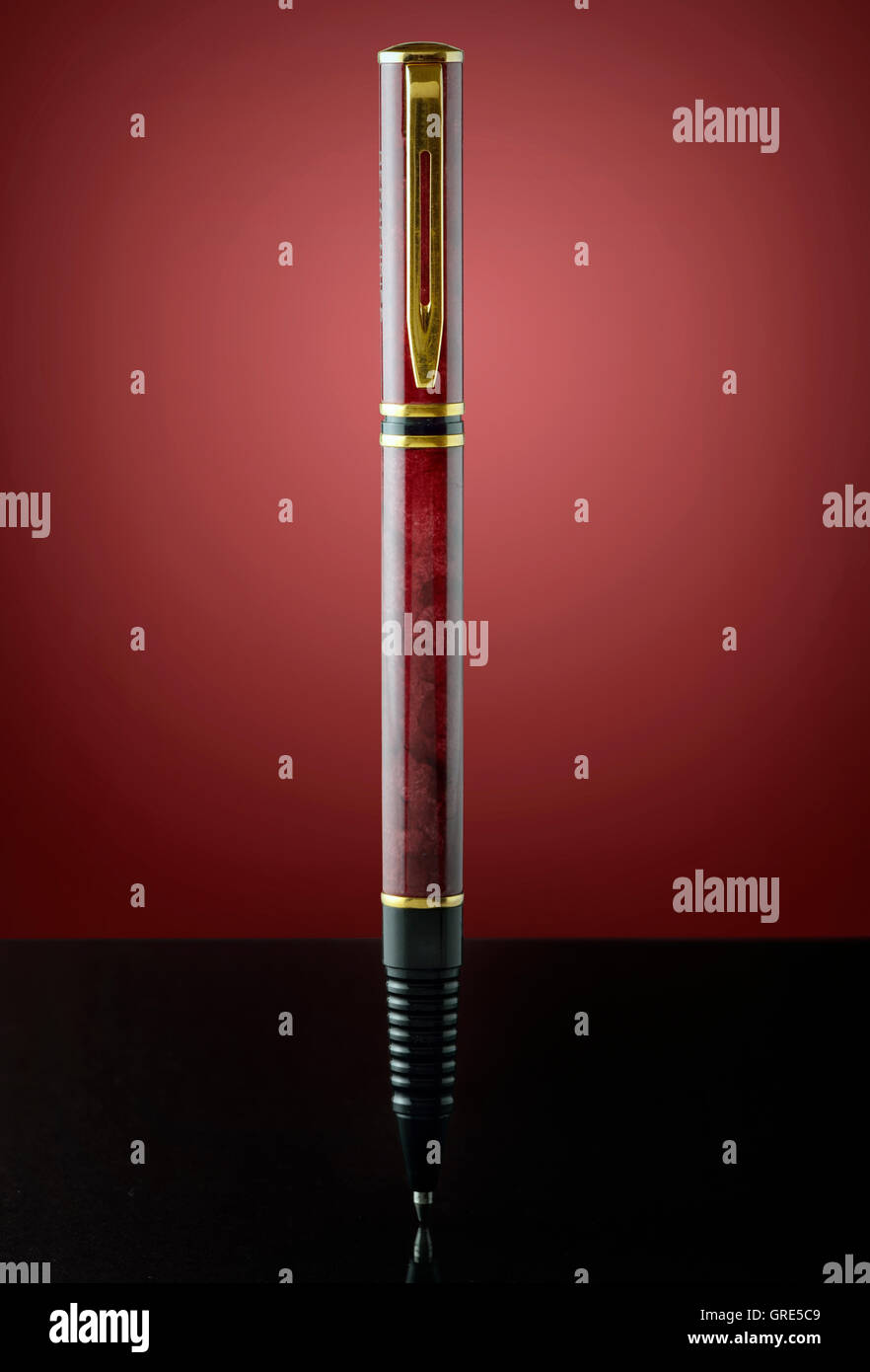 Golden point school hi-res stock photography and images - Alamy