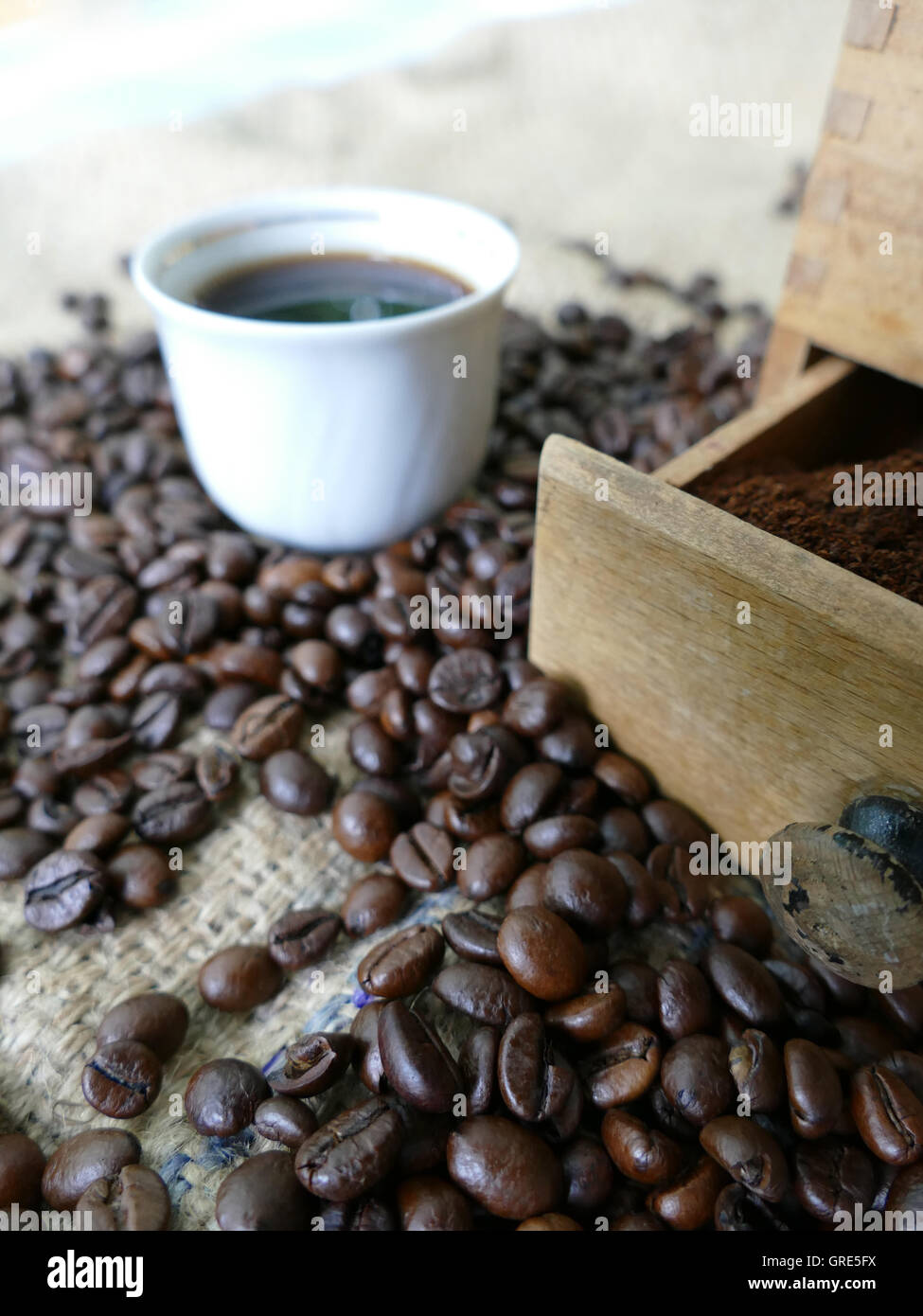 Coffee grinder steaming beans hi-res stock photography and images - Alamy