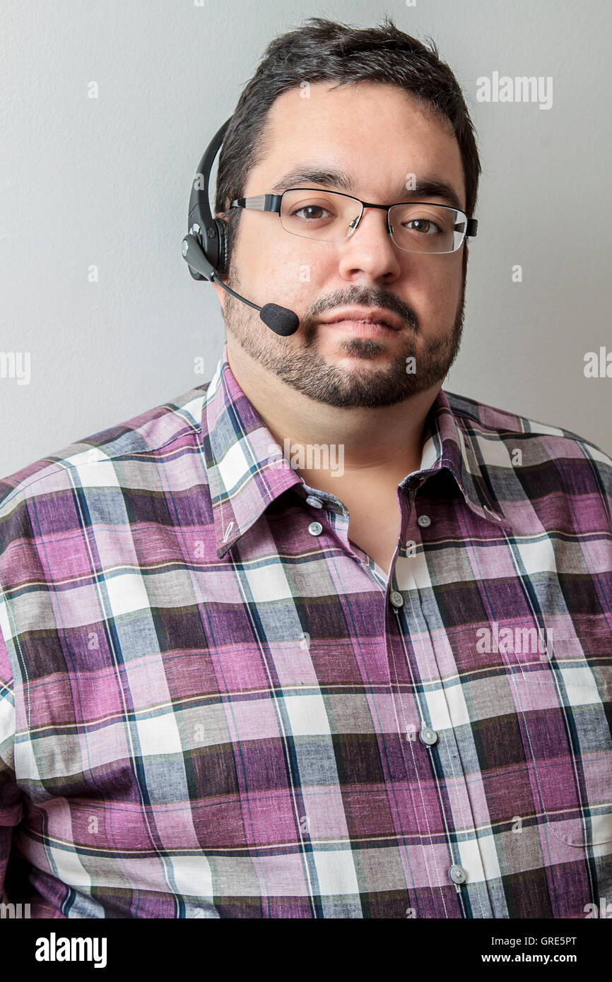 Tech rep hi-res stock photography and images - Alamy