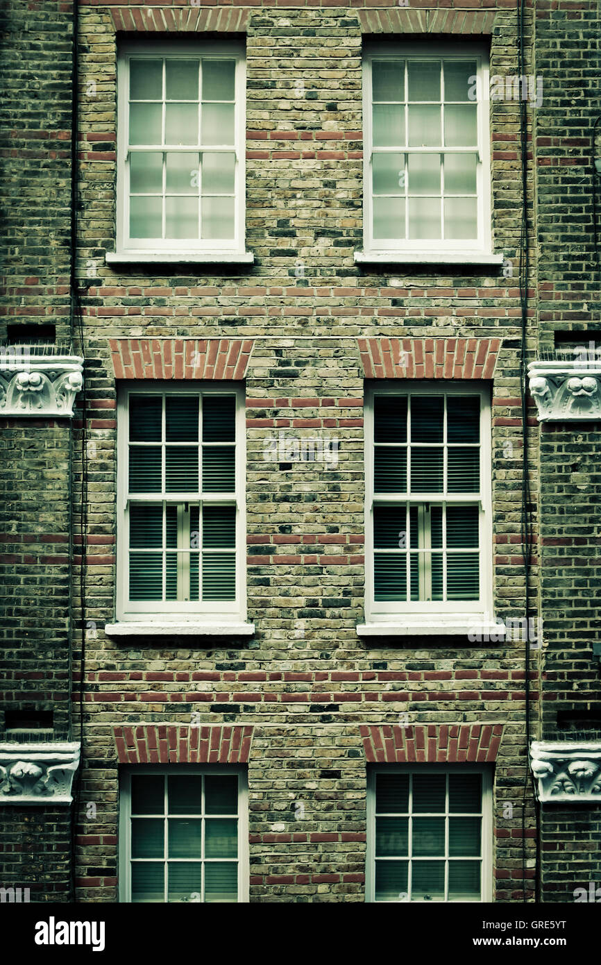 Victorian mansion block hi-res stock photography and images - Alamy