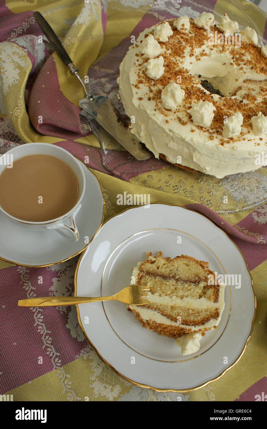 Frankfurter Ring Cake, Butter Cream Cake Stock Photo - Alamy