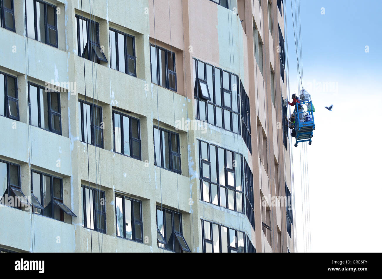 Repairing buildings hi-res stock photography and images - Alamy