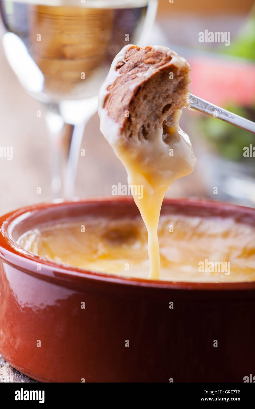 Swiss cheese fondue with bread hi-res stock photography and images - Alamy