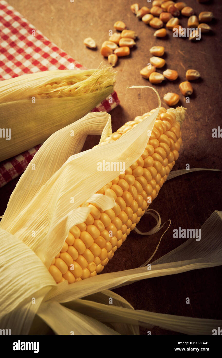 Maize food hi-res stock photography and images - Alamy