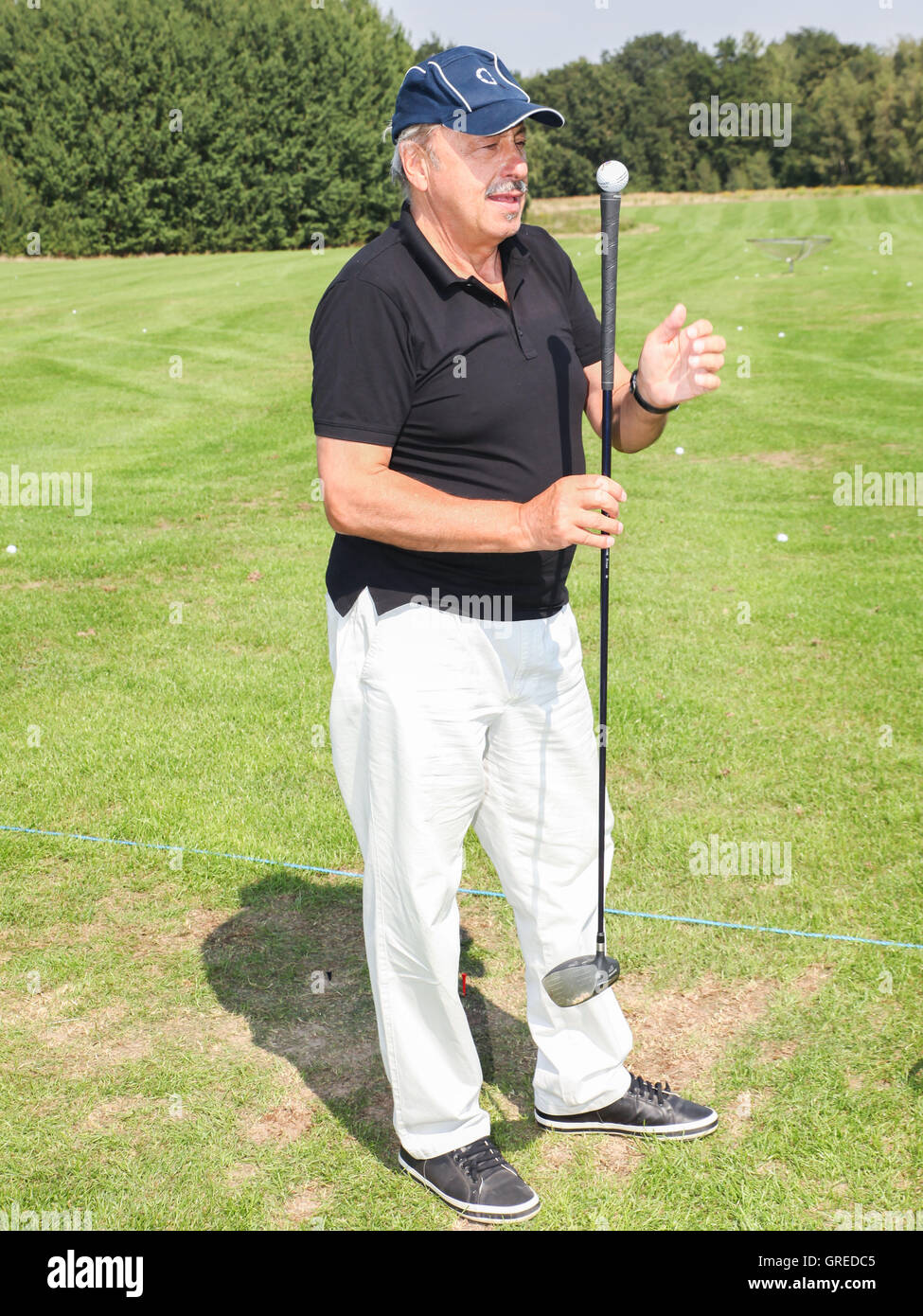 Real humans tv show hi-res stock photography and images - Alamy