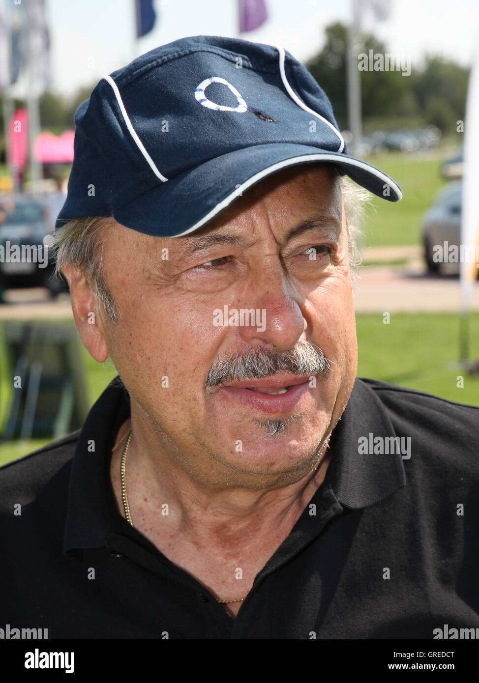 Stumph High Resolution Stock Photography and Images - Alamy