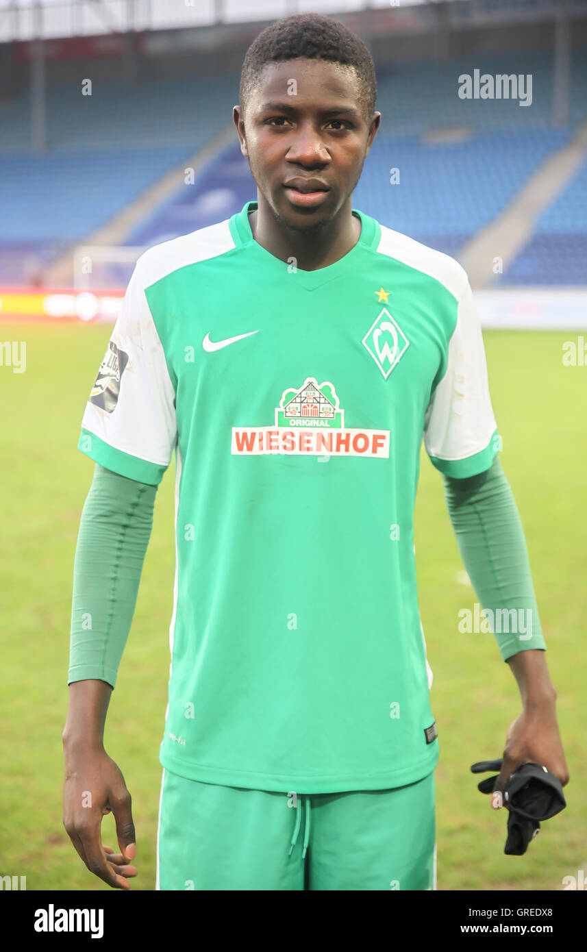 Ousman hi-res stock photography and images - Alamy