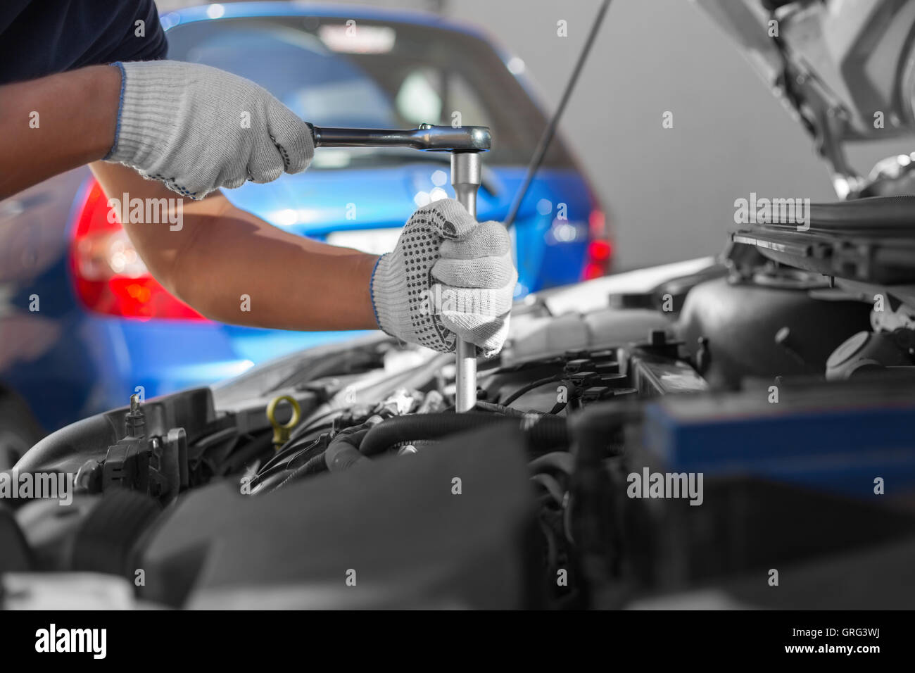 Repair garage hi-res stock photography and images - Alamy