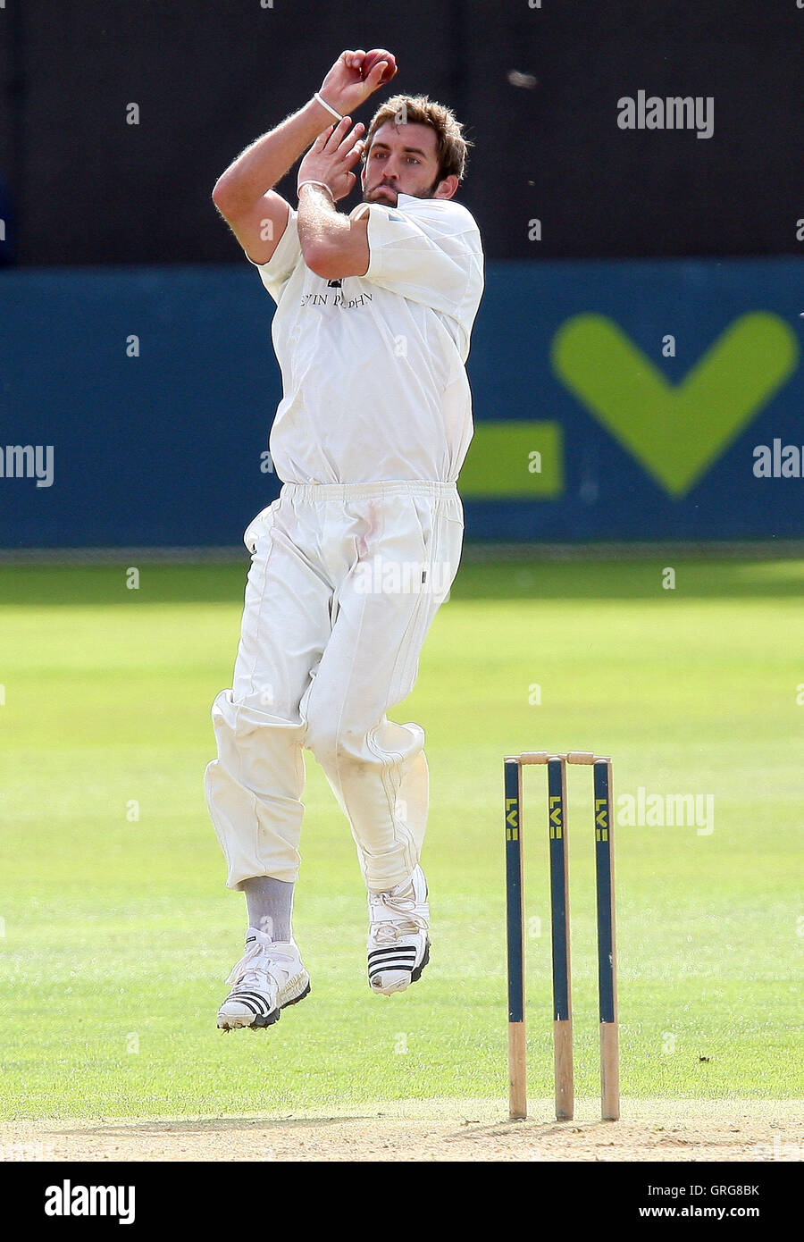 Liam plunkett of durham county cricket club hi-res stock photography ...