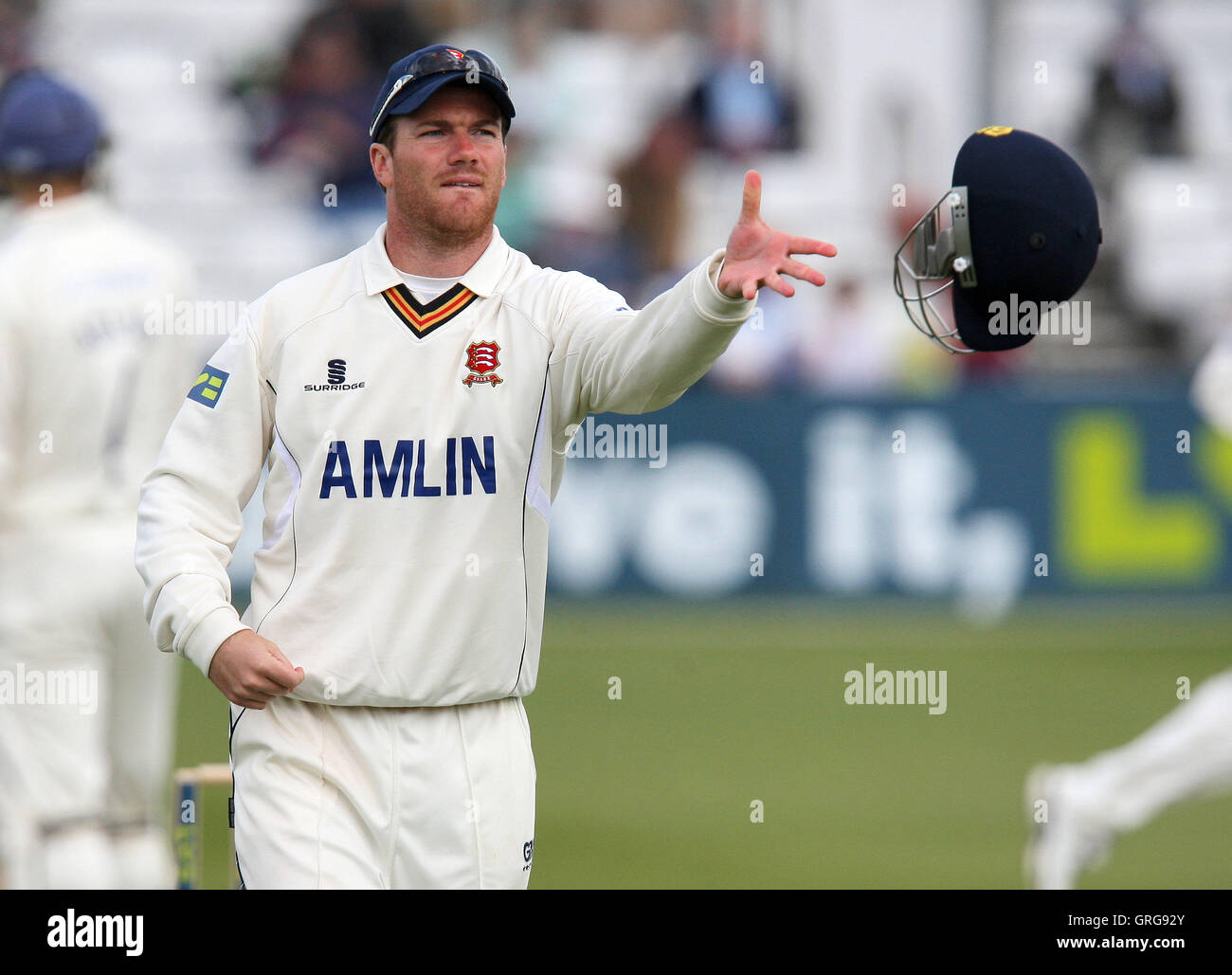 Tim Phillips of Essex throws a helmet - Essex CCC vs Hamsphire CCC - LV ...
