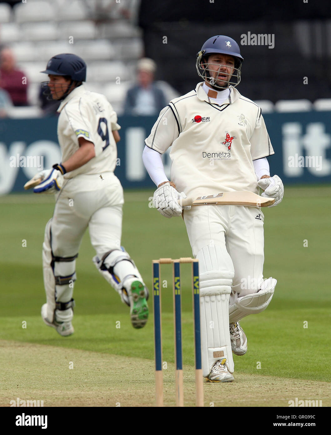 Martin van Jaarsveld (R) and Geraint Jones make runs for Kent - Essex ...