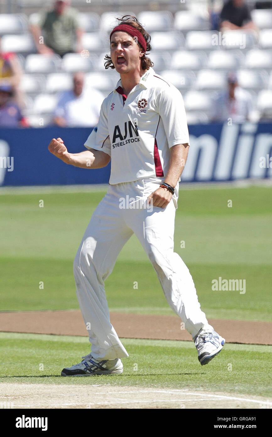 Jack brooks cricket hi-res stock photography and images - Alamy