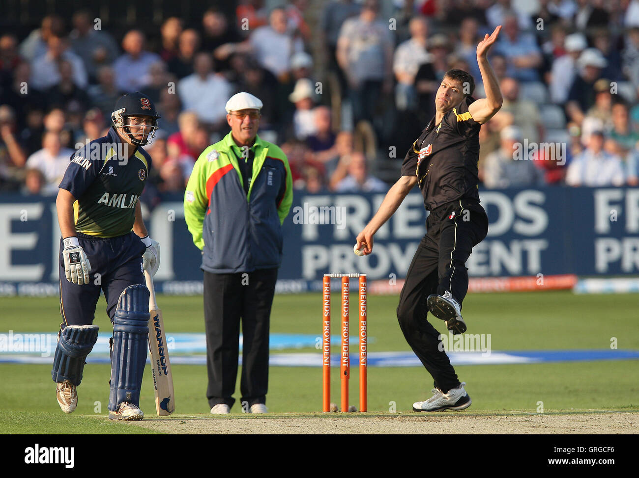 Simon Cook in bowling action for Kent - Essex Eagles vs Kent Spitfires ...