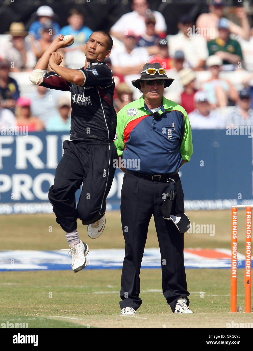 Alfonso thomas cricket hi-res stock photography and images - Alamy