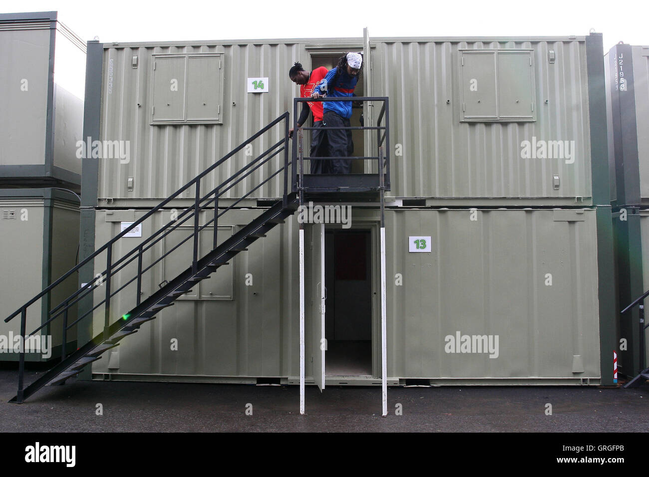 Temporary dressing rooms at the South Marsh, Hackney, London - 03/10/10 ...